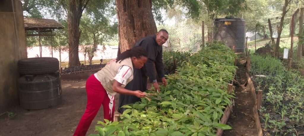 Kasese Guide Radio - The Voice Of Truth (Omulenge Owokwenene)