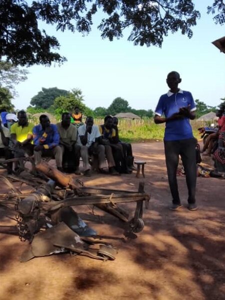 Radio Apac - Dwon Alongo